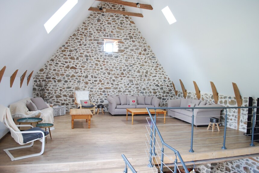 Longère Auvergnate En Pleine Nature - Puy-de-Dôme