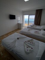 Roupas de cama premium, frigobar, individualmente decorados