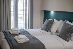 Quarto Superior, vista para o mar (Easy Living) | Roupa de alta qualidade, cofre no quarto, secretária 