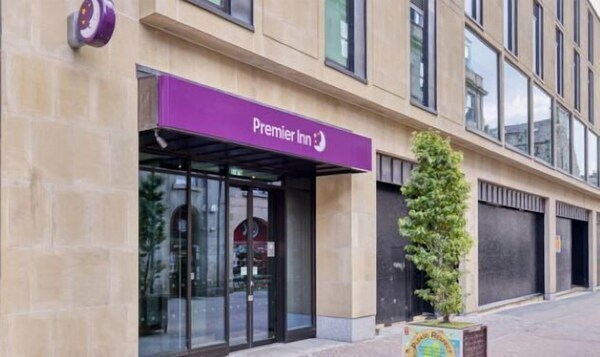 Premier Inn Edinburgh Cc Waverley - Edinburgh
