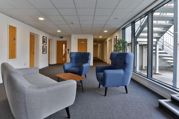 Park Lane Aparthotel - Cardiff