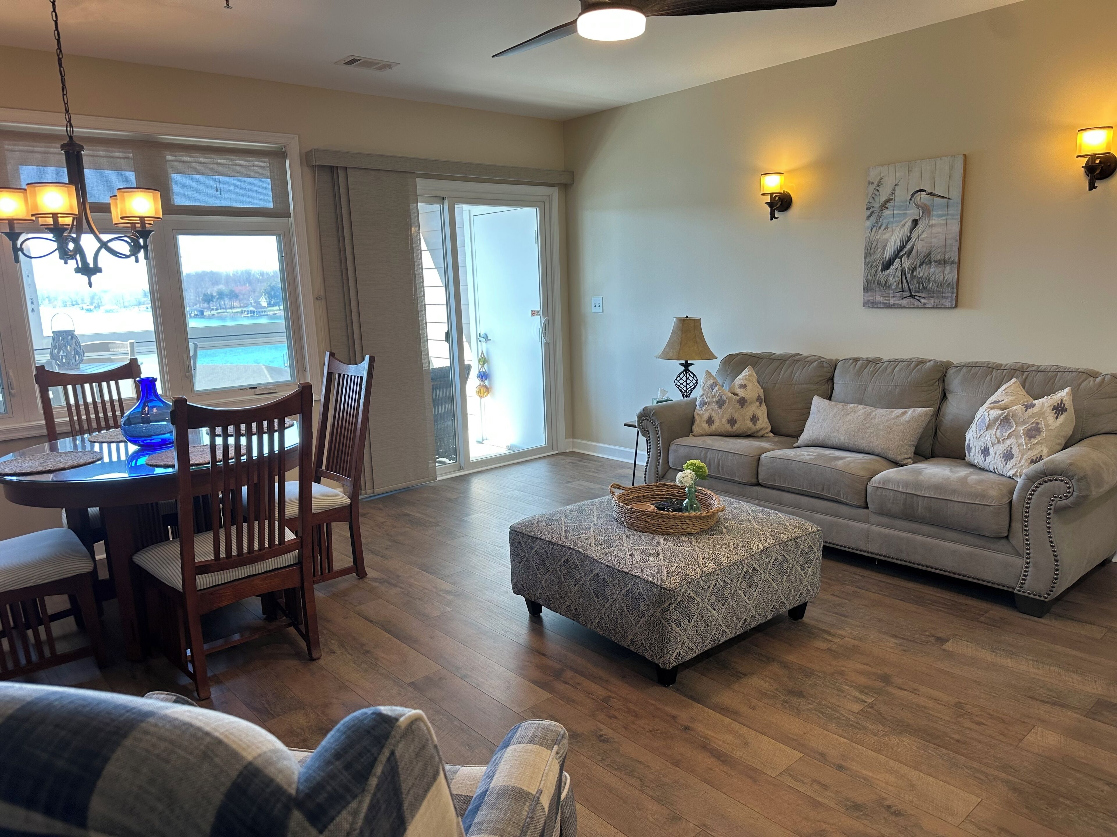 Condo With Great Lake Views. Come Stay With Us On Your Vacation ￼ - Smith Mountain Lake, VA