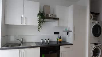 Apartamento, banheiro privativo (COSY BREST 7) | Cozinha compartilhada