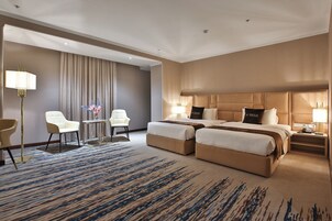 Quarto Twin de Luxo | Lençóis de algodão egípcio, roupa de alta qualidade, edredões de penas 