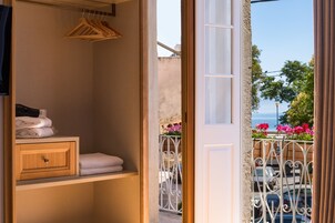 Deluxe Double Room with Balcony, Sea View (#6) | Vista do quarto
