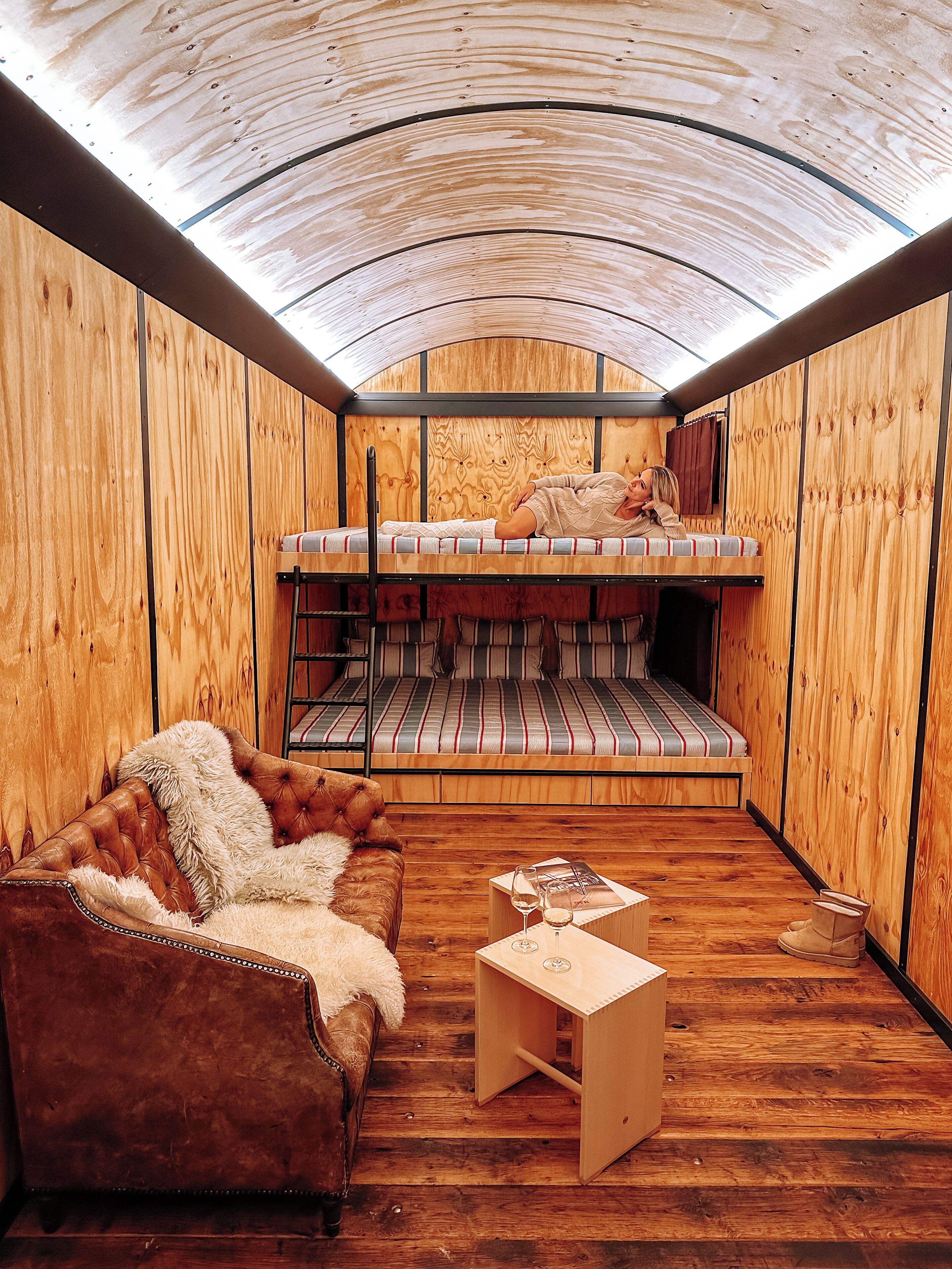 Cabana de Madeira Familiar | Roupa de alta qualidade, edredões de penas, cofre no quarto 