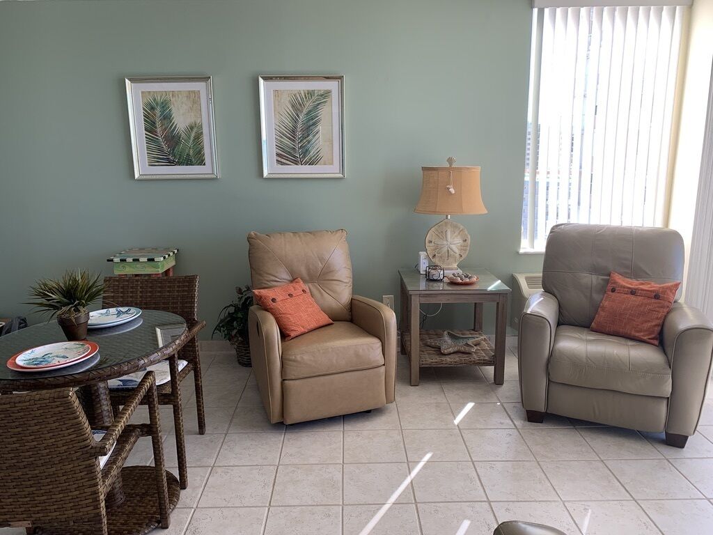 Direct Gulf View From 9th Floor Condo - Amazing Sunsets - On The Beach! - Fort Myers Beach, FL
