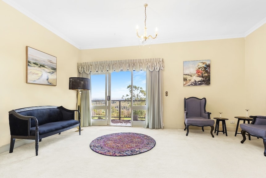 Razorback Dream Farmhouse: 10br, Space & Serenity - The Oaks