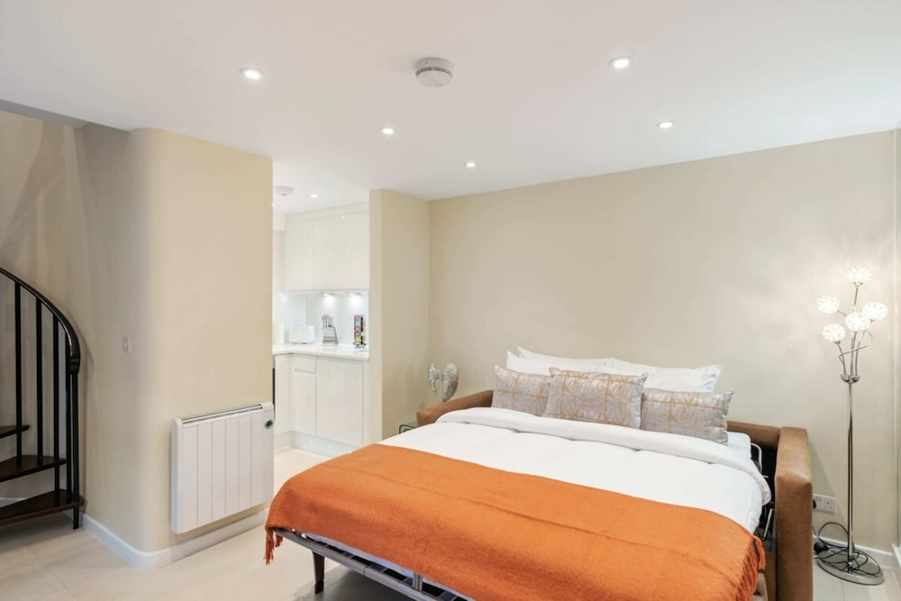 Bright 1 Bedroom House Near Edgware Road - Barnes