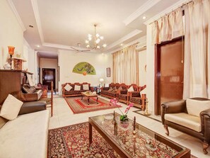Apartamento, 2 quartos, varanda | Interior