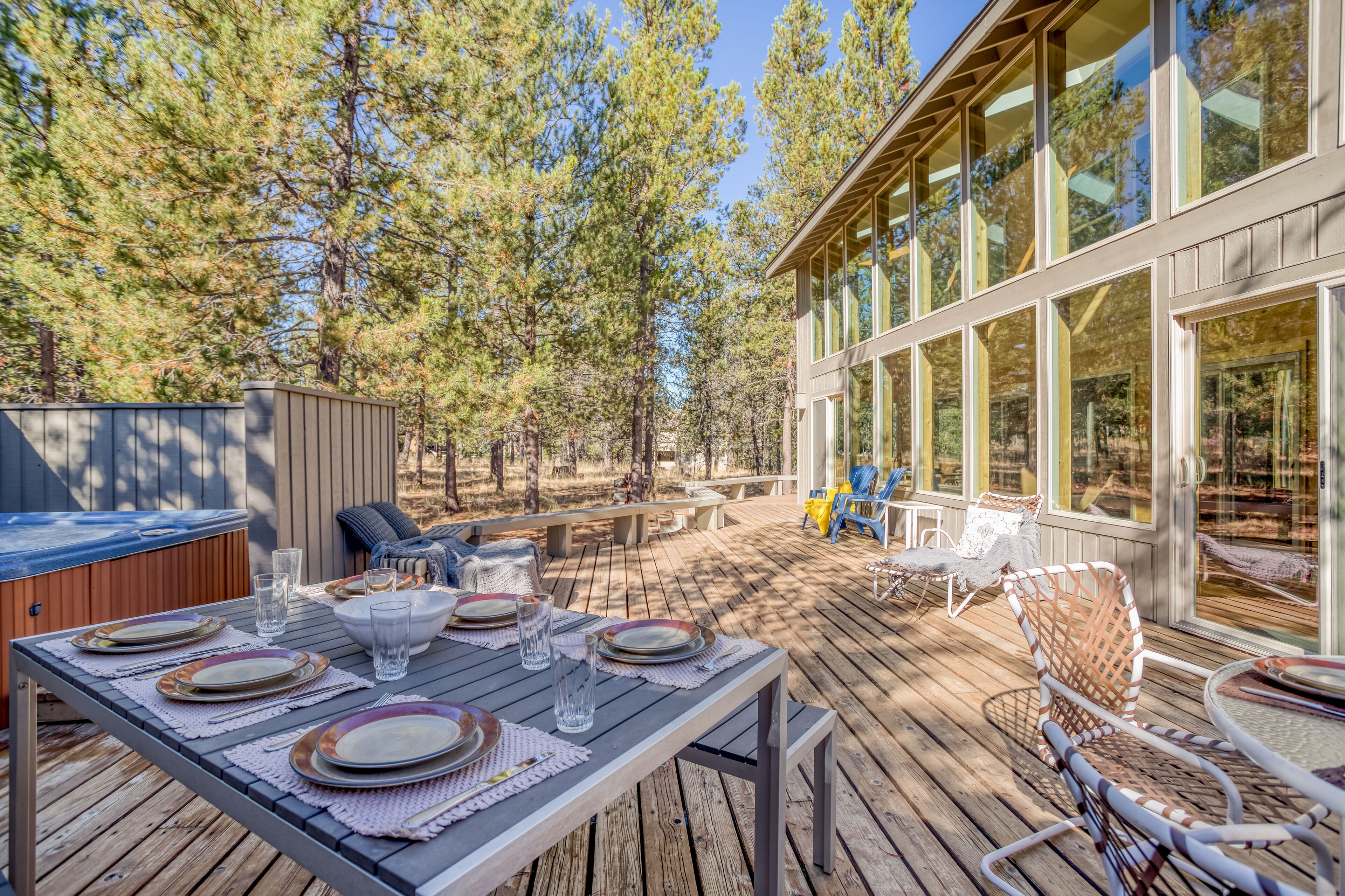 Sunriver Vacation Home-8 SHARC Passes-Pool Table-5th Fairway-Sleeps 12 ...