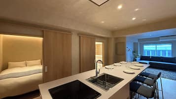 Condo, 3 quartos (401) | Individualmente decorados, individualmente mobiliados, escrivaninha