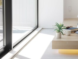 Com decoração personalizada, com mobília individualizada, secretária