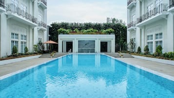 Piscina externa