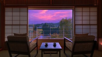 Villa Premium, 1 quarto, não fumadores, vista para o rio (Japanese Western Style, Villa Gassan) | Vista da varanda