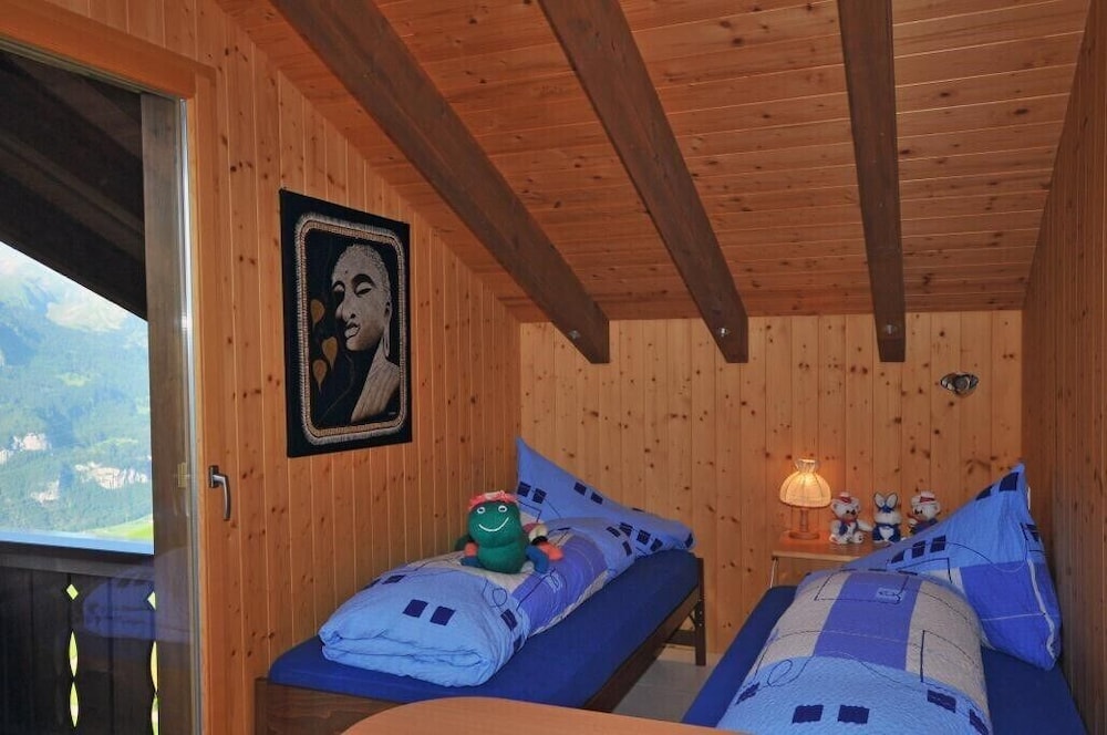 Chalet Häsi 3 (4) Room Attic Apartment - Hasliberg