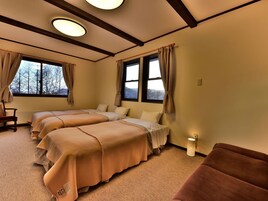 Quarto grand, para não fumantes | Escrivaninha, Wi-Fi de cortesia, roupa de cama