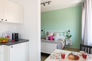 Suite Júnior, terraço, Vista para a cidade | Comodidade do quarto