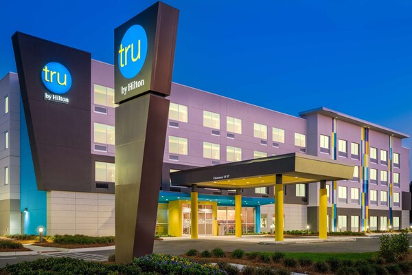 Tru By Hilton Savannah Airport - Savannah, GA