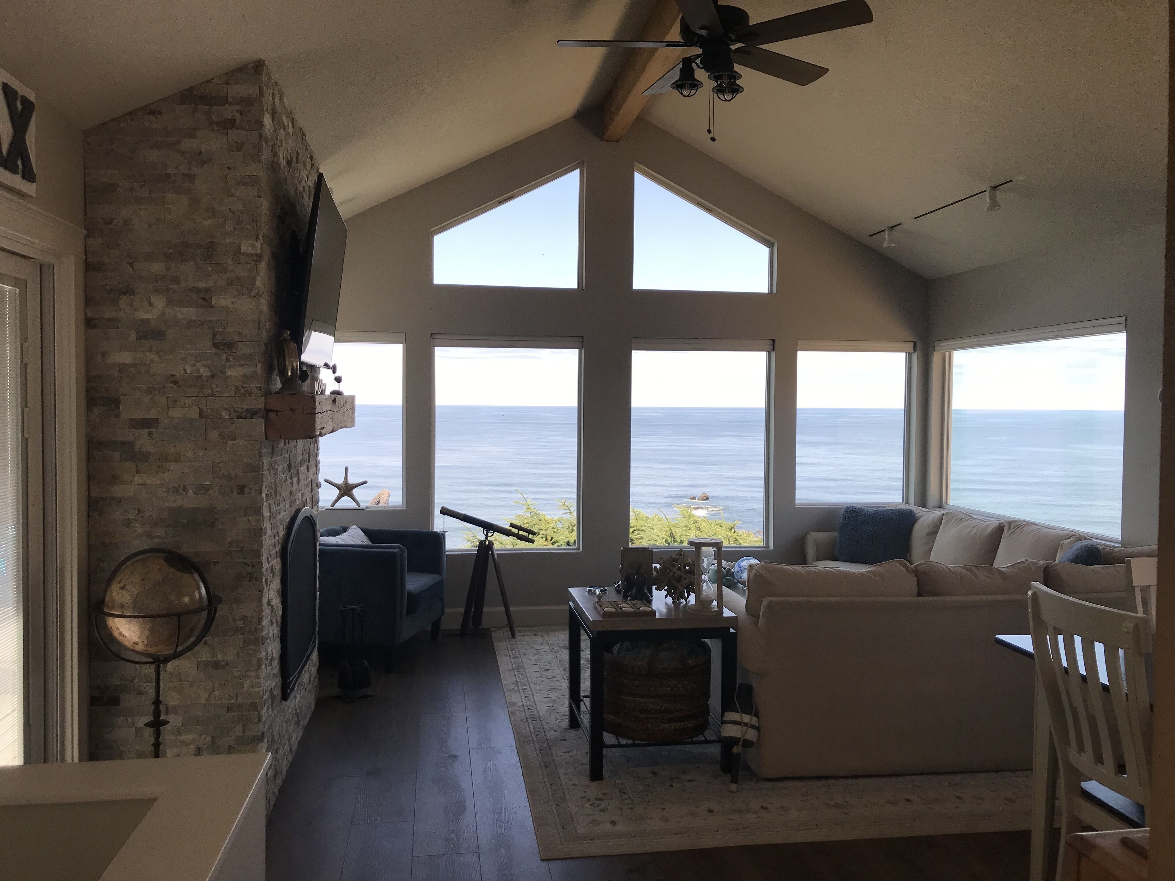 11 Oceanfront Oregon Coast Vacation Rentals | TravelAwaits