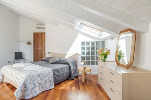 Villa Standard, vários quartos (Villa Tremezzo) | 4 quartos, ferro/tábua de engomar, Wi-fi grátis 