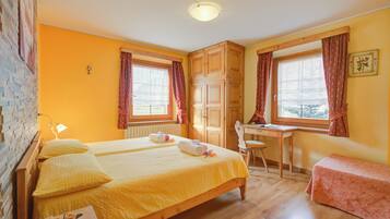 Apartamento família, vários quartos, 2 banheiros (Stella Alpina) | Roupa de cama