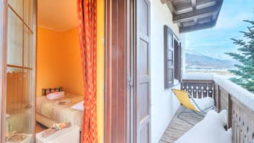 Apartamento família, vários quartos, 2 banheiros (Stella Alpina) | Sacada