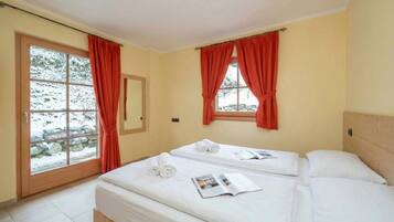 2 quartos, Wi-fi grátis, roupa de cama fornecida