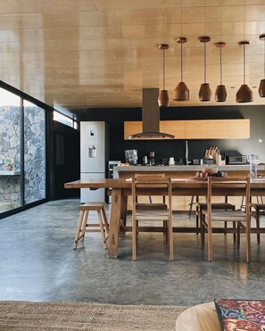 Casa Design (House 34) | Cozinha privada | Uma cafeteira/bule 