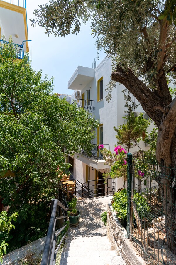 Holy Pansiyon - Kaş