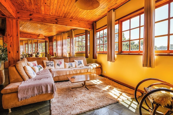 Área de estar no saguão