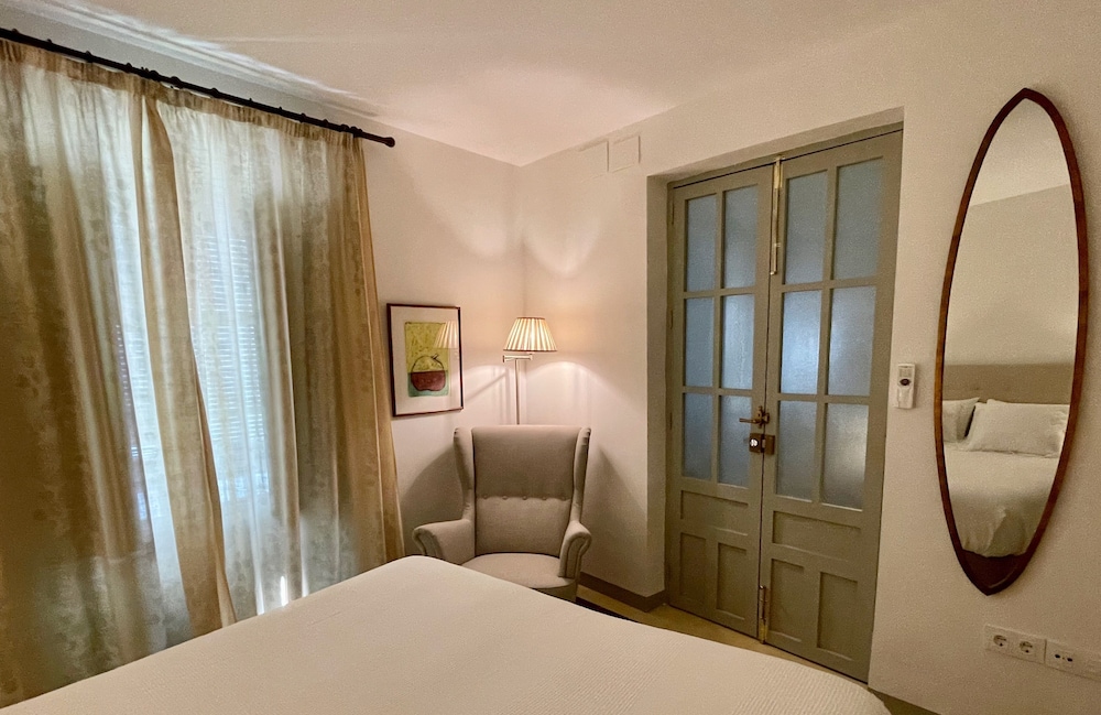 La Montesina House I Complete Apartment In A 19th Century Mansion For 2 Pax - Córdoba