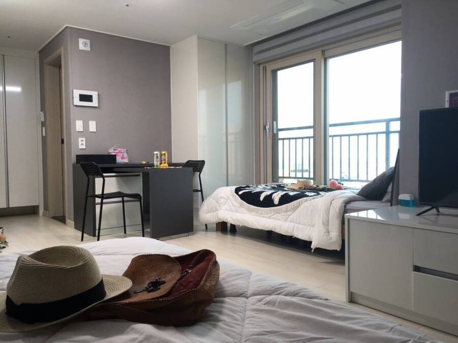 Ocean City View Twin | Escrivaninha, espaço de trabalho para notebook, cortinas blackout