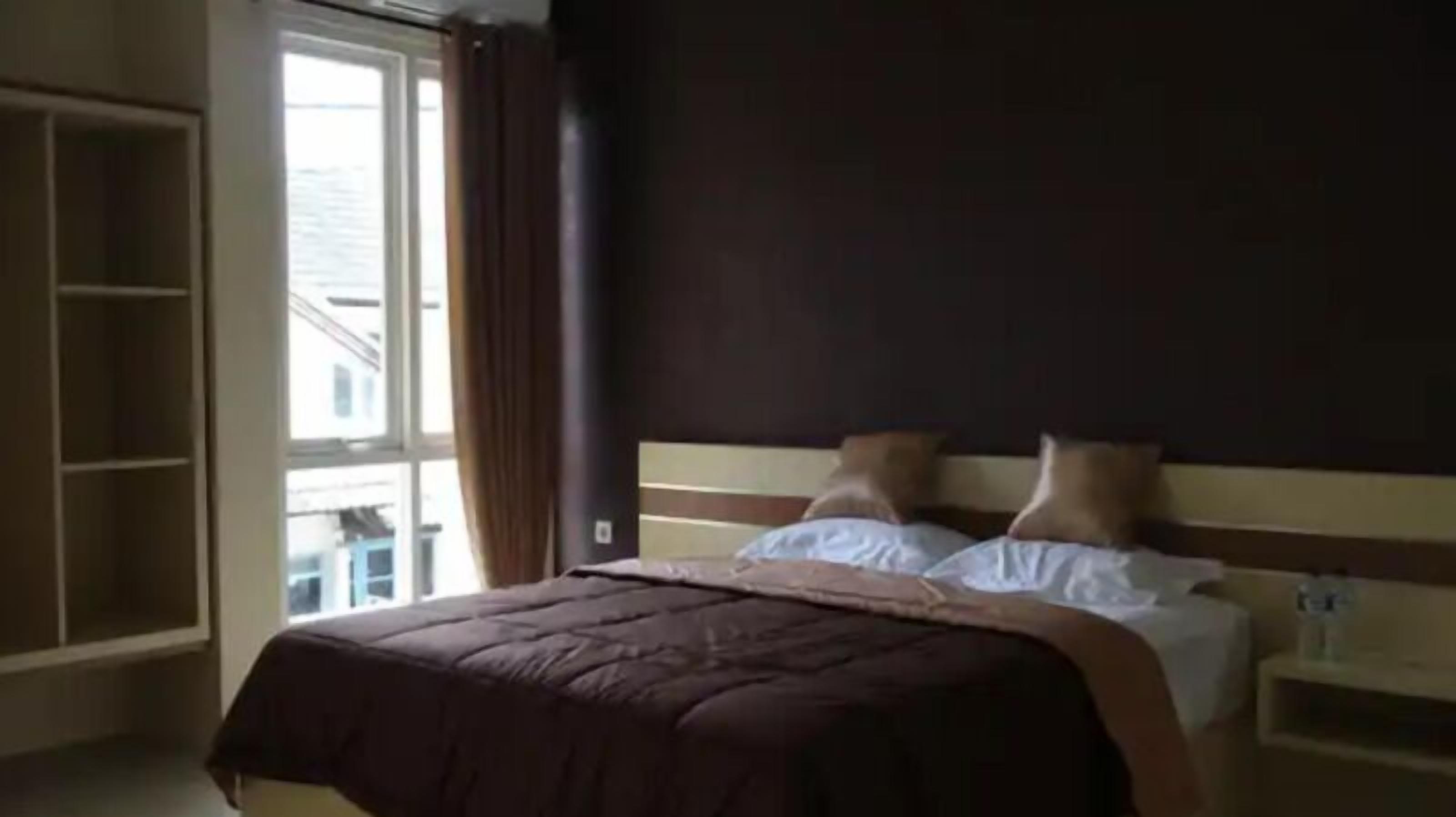Quartos à prova de som, Wi-Fi de cortesia, roupa de cama