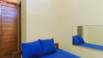 Secretária adequada para computadores portáteis, Wi-fi grátis