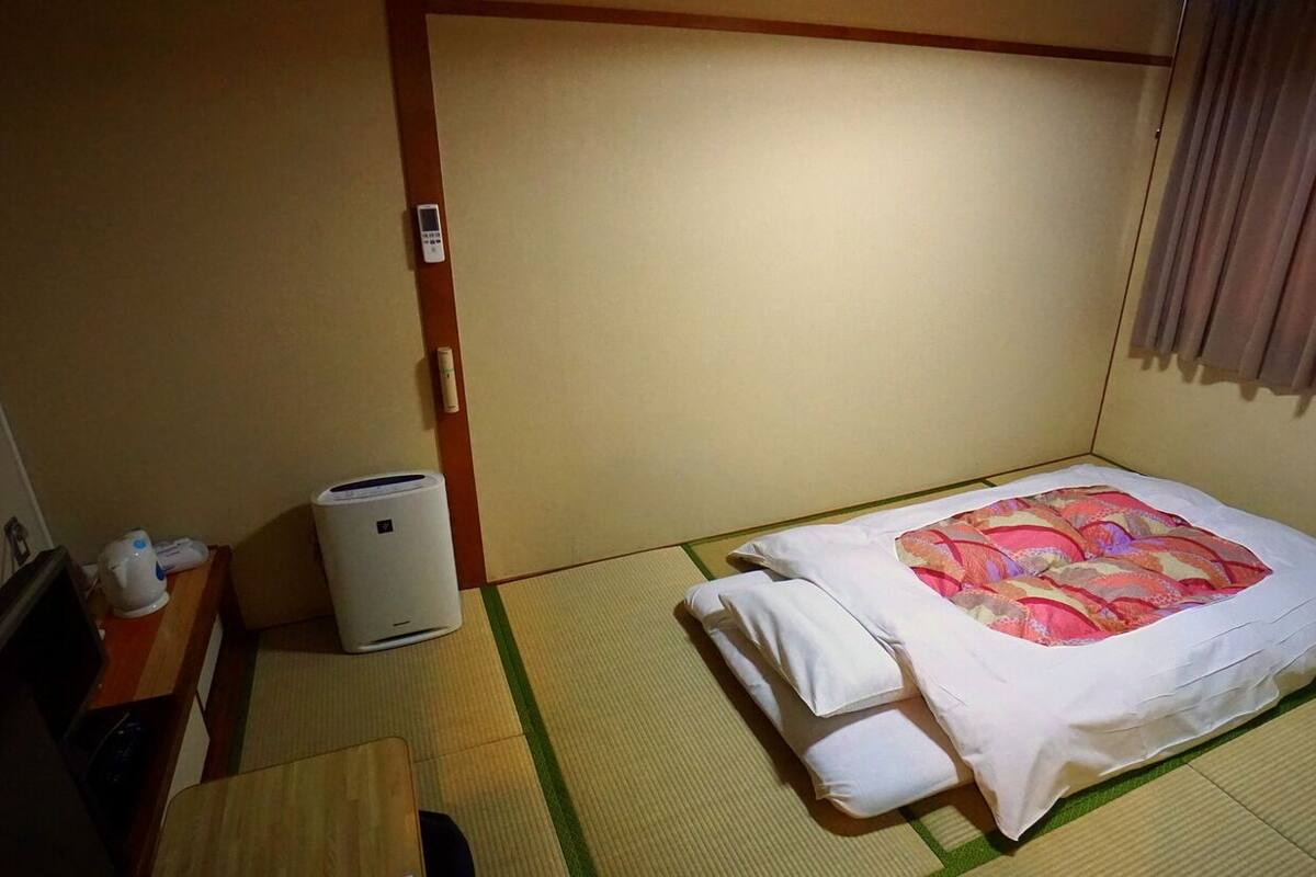 Wi-Fi de cortesia, roupa de cama