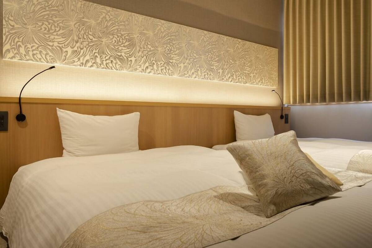 Wi-Fi de cortesia, roupa de cama