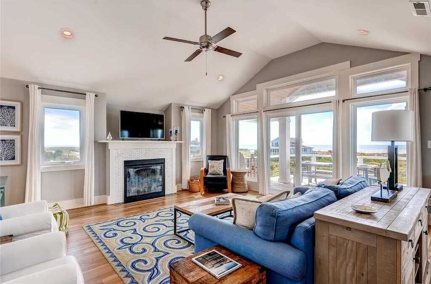 Hat Trick 4 Bedroom Holiday Home By Bald Head Island - Bald Head Island