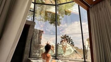 Quarto Panorâmico, 1 cama king-size, vista para a montanha | 1 quarto, lençóis de algodão egípcio, roupa de alta qualidade
