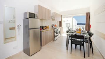 Apartamento, 2 quartos, varanda, Vista para a cidade | Interior