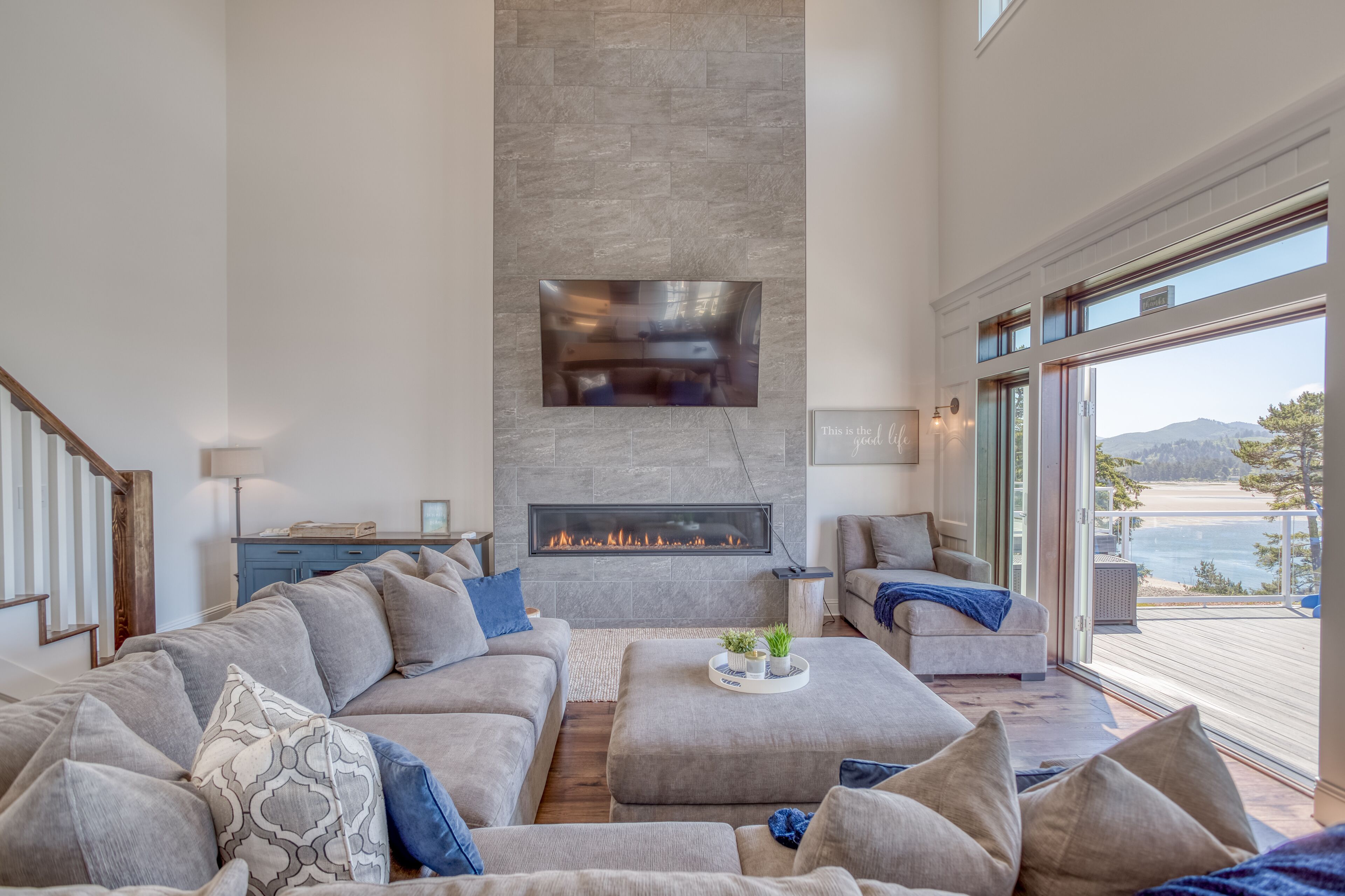 11 Oceanfront Oregon Coast Vacation Rentals | TravelAwaits