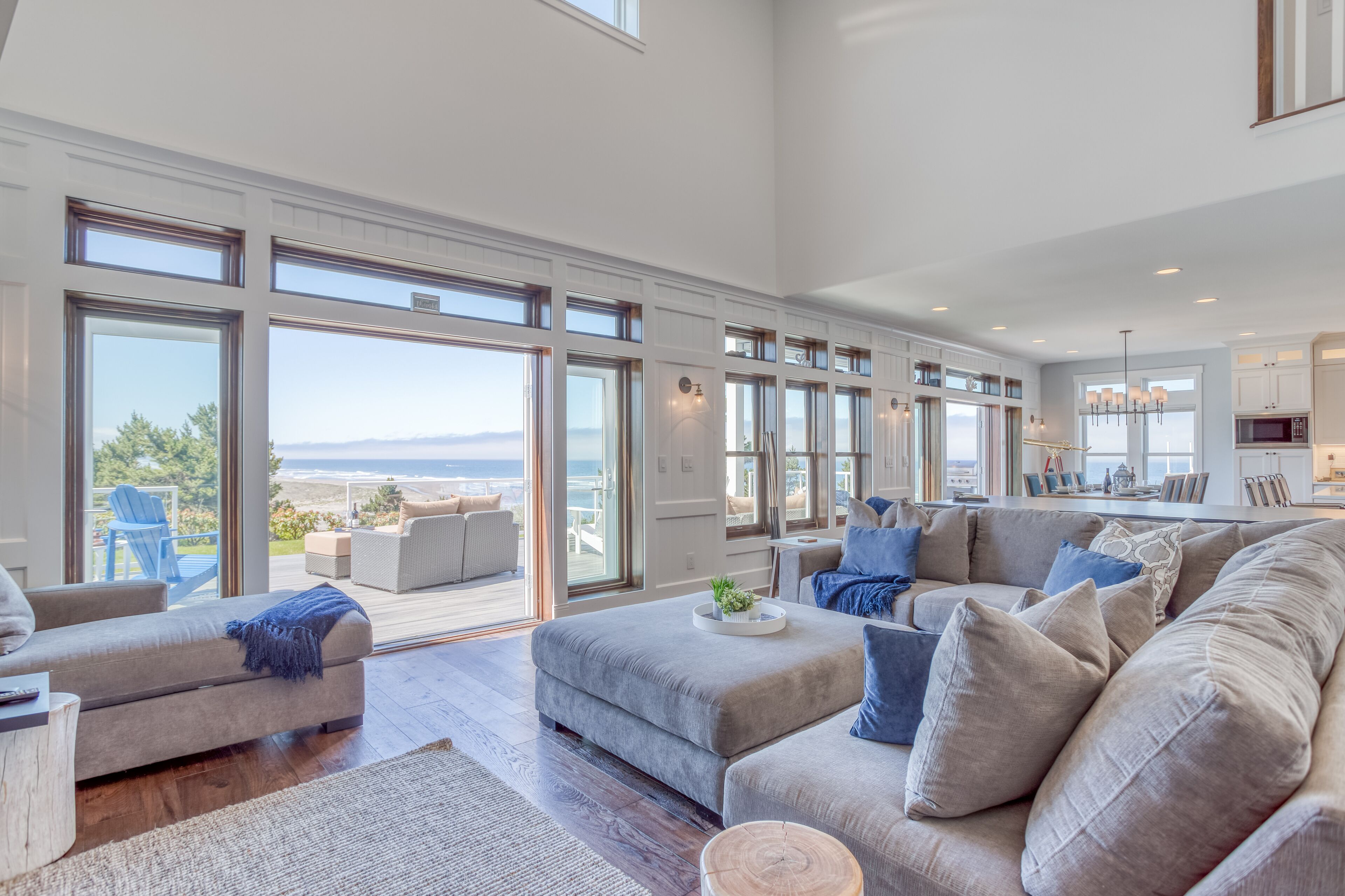 11 Oceanfront Oregon Coast Vacation Rentals | TravelAwaits