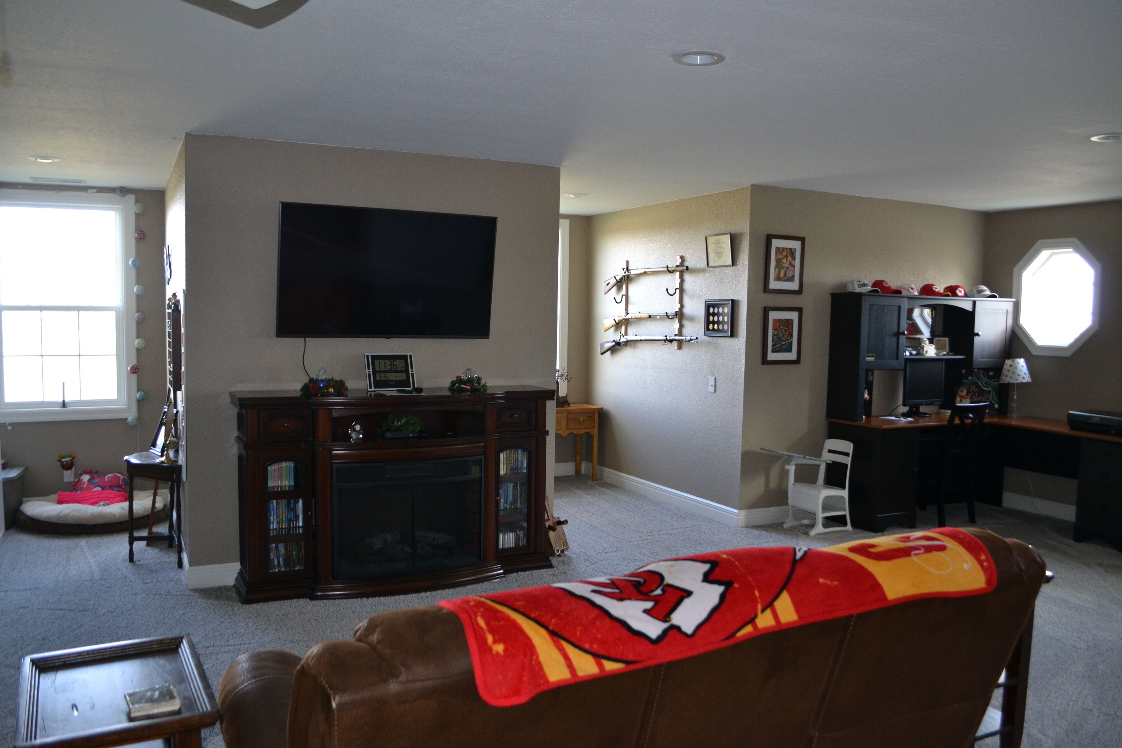 Loft Apartment In This Rural Country Home - Fontana, KS