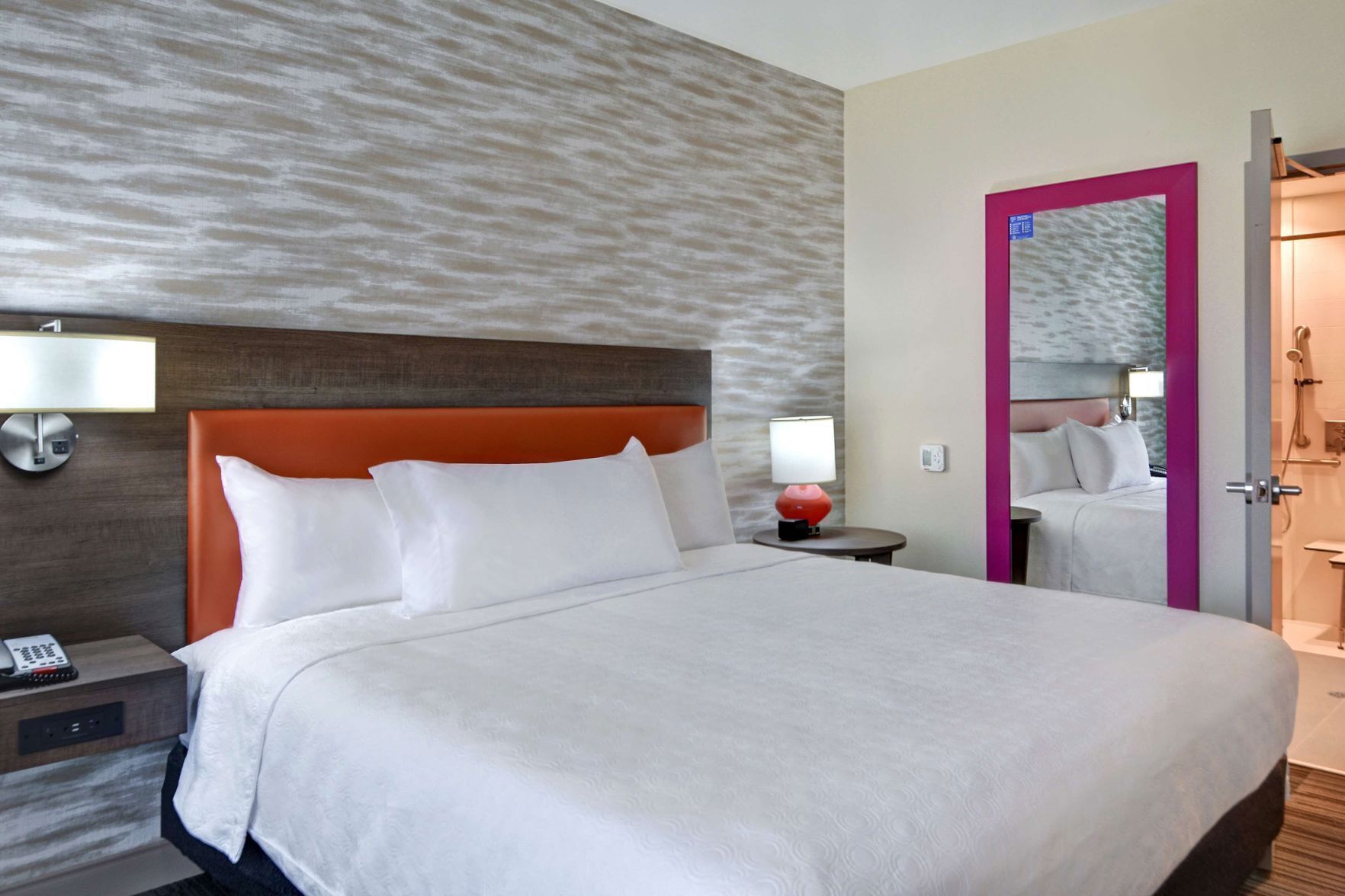 Quartos insonorizados, Wi-fi, roupa de cama fornecida 