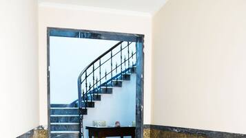 Entrada (vista interior)