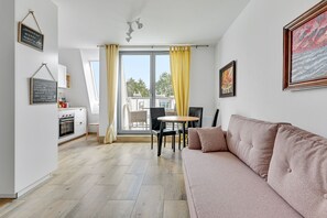 Apartamento standard | Sala de estar | TV de tela plana