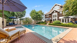 Magnificient Luxurious Home with Built-in Pool on the Beach - Villas | Vrbo