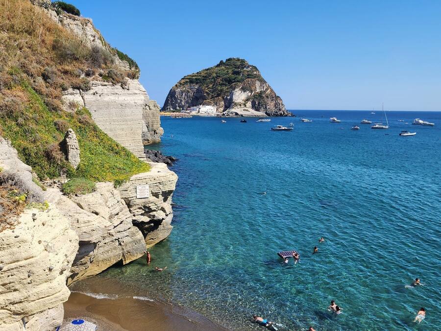 Vista para praia/oceano