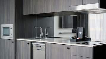 1 quarto, roupas de cama premium, escrivaninha