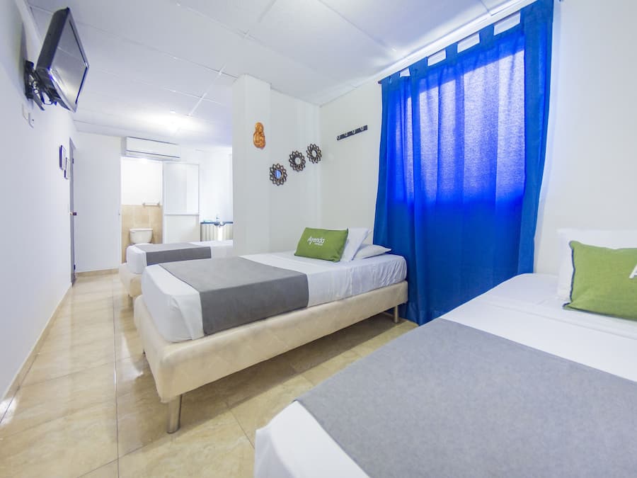 Quarto triplo | Wi-Fi de cortesia, roupa de cama